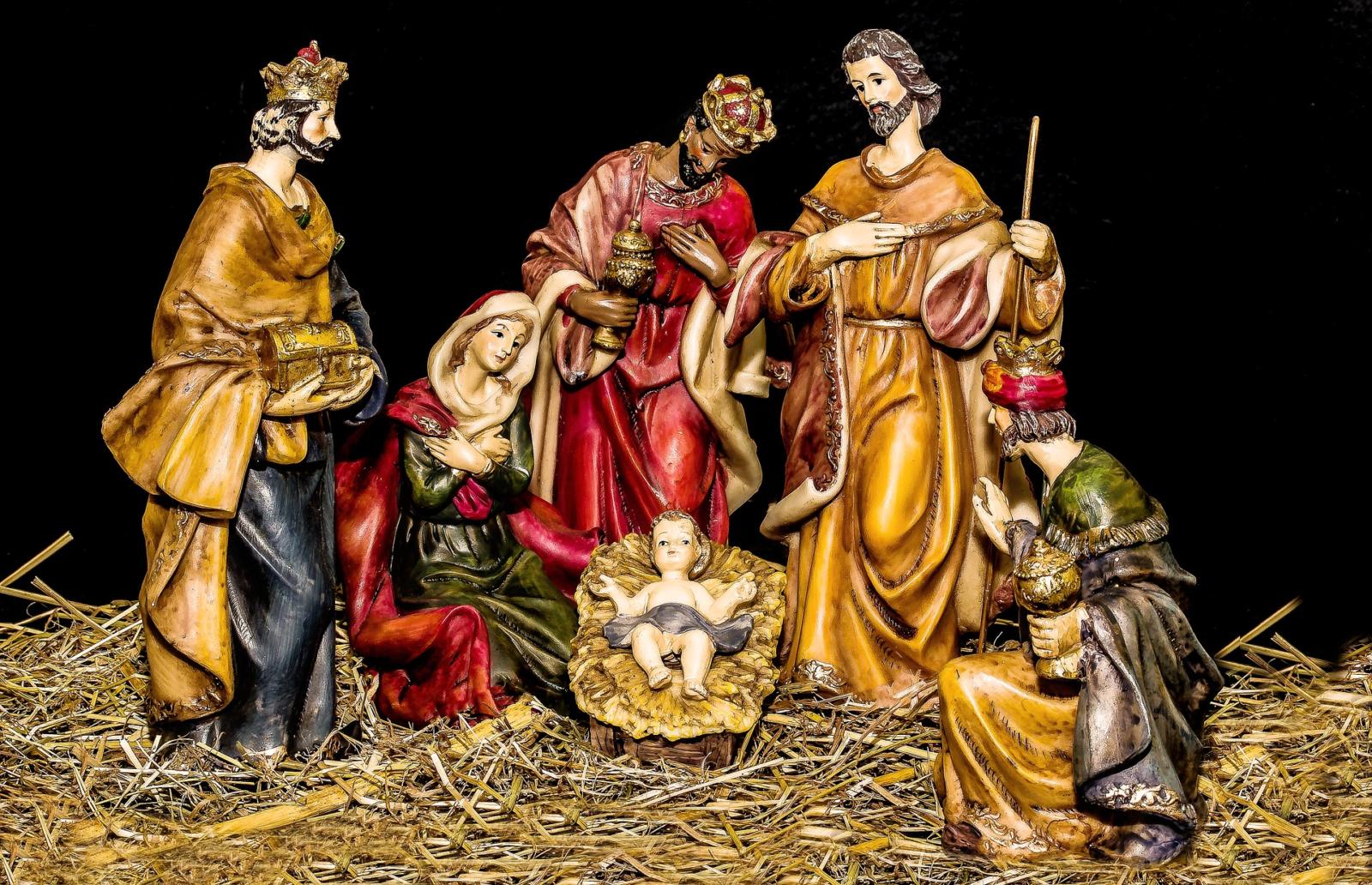 The Santons A French Traditional Nativity Scene the-santons-a-french-traditional-nativity-scene